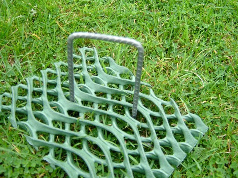 Grass Reinforcement / Parking Mesh - Medium GP Flex 1400 - 2m x 10m ...
