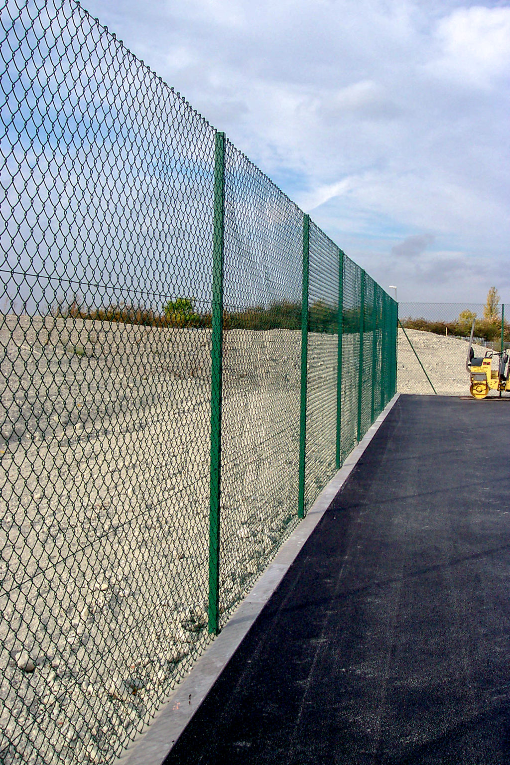 Galvanised Chainlink Fencing Green Coated 1200mm - 25m