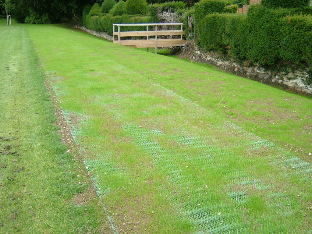 Grass Reinforcement / Parking Mesh - Light - GP Flex 1000 - 2m x 20m ...